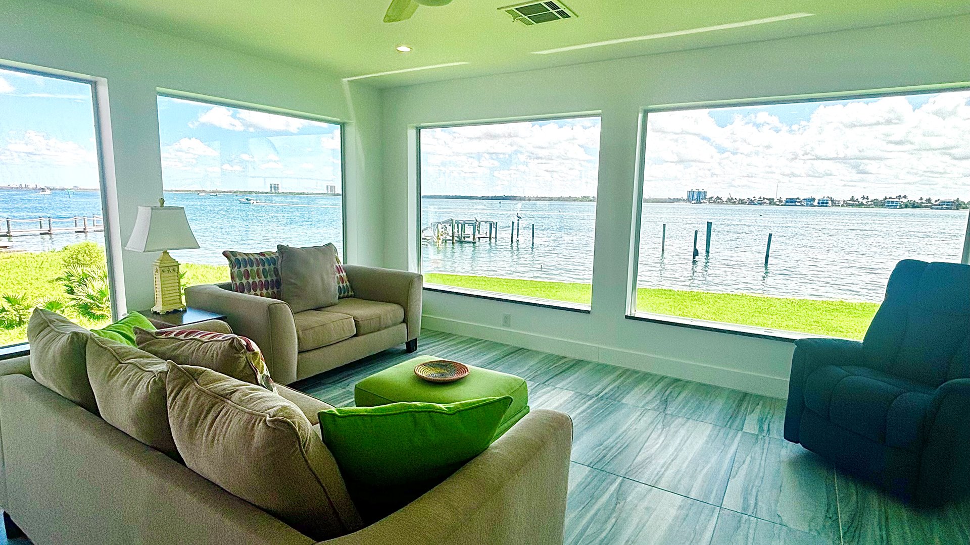 Orange Bay Retreat - Amazing View - Fort Myers Beach, FL