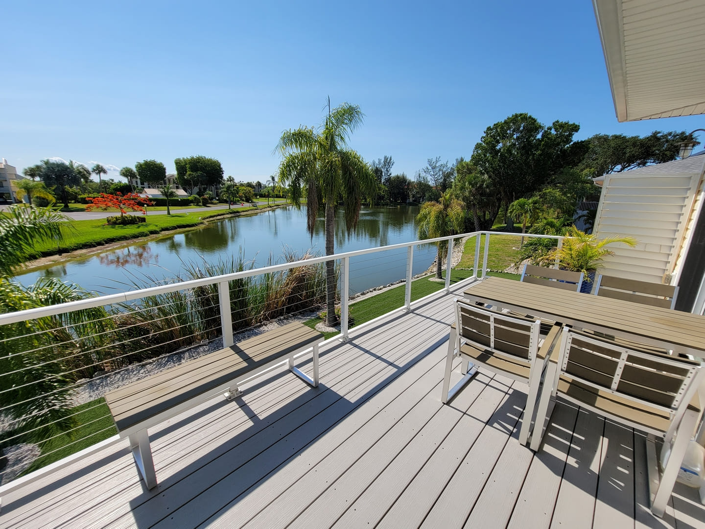 Lake View Deck And Tiki Bar Area - Gorgeous Scenic Retreat - Fort Myers Beach, FL